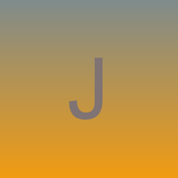 Julie Engel @kaseta.co